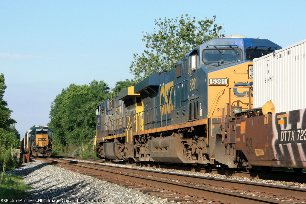 CSX Q121 meets D732